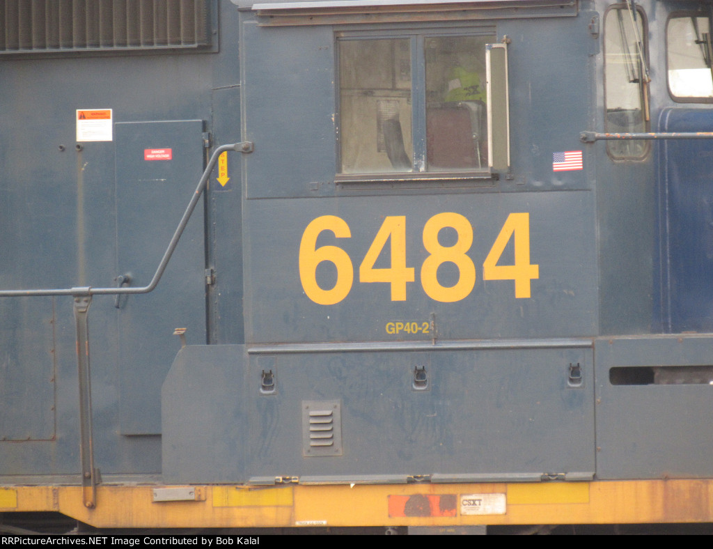 CSX 6484 close up